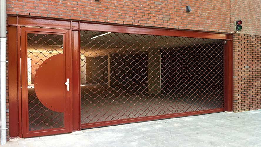 Diamond Shaped Roller Grilles | Metacon Next
