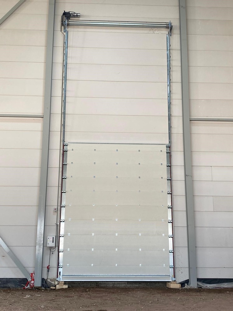 Fire rated sectional doors - Metacon-Next